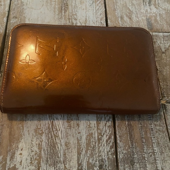 Louis Vuitton | Bags | Louis Vuitton Monogram Vernis Zipbifold Wallet ...